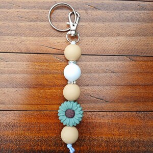 Floral Silicone Bead Clip on Keychain, Clip on Backpack Keychain ...