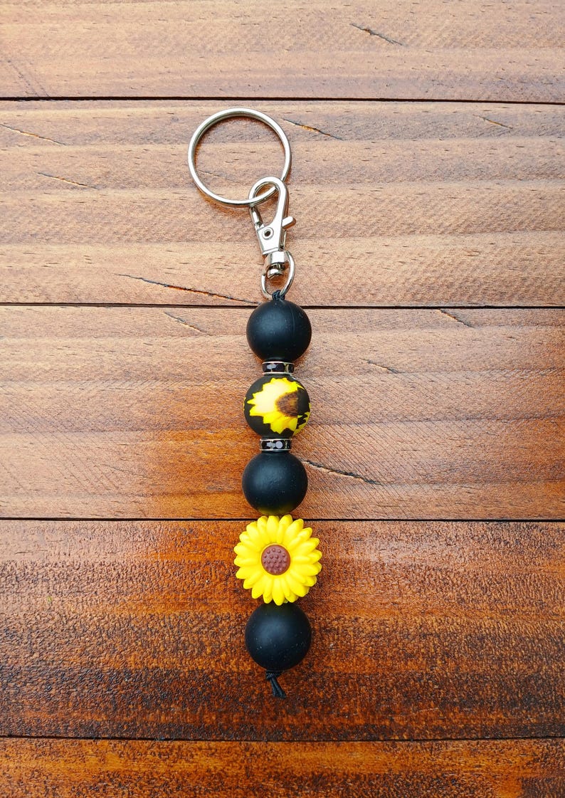 Floral Silicone Bead Clip on Keychain, Clip on Backpack Keychain ...