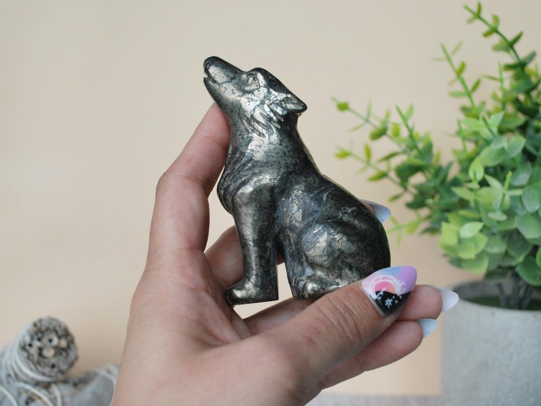 Pyrite Howling Crystal Wolf Figurinesymbol of Strength and Prosperity ...