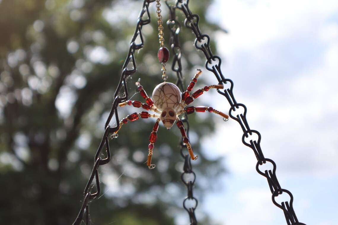House Blessing Spider | Garnet | Small | Large Hoop W/ Chain Stone - Etsy