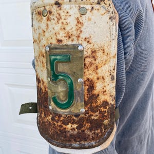 Rusty Steel Post Apocalyptic Style Shoulder Armor Piece. - Etsy