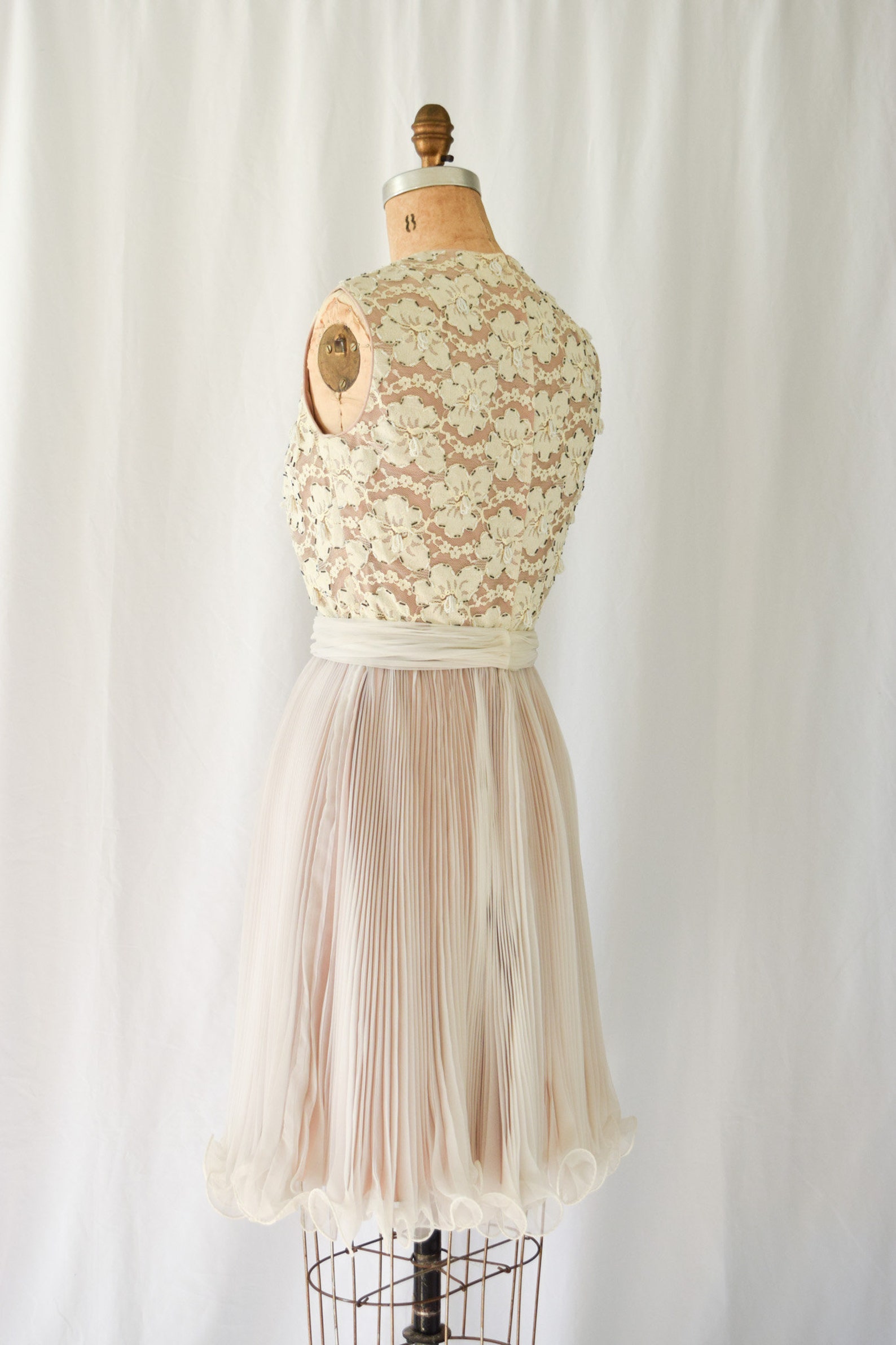 1960s Dress | Jack Bryan by Dupuis | Vintage 60s Dress Taupe Gray Party ...