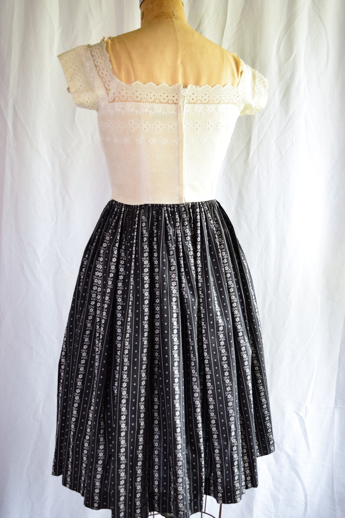 1950s Dress Mr Mort Vintage 50s Cotton Lace Eyelet Bodice - Etsy