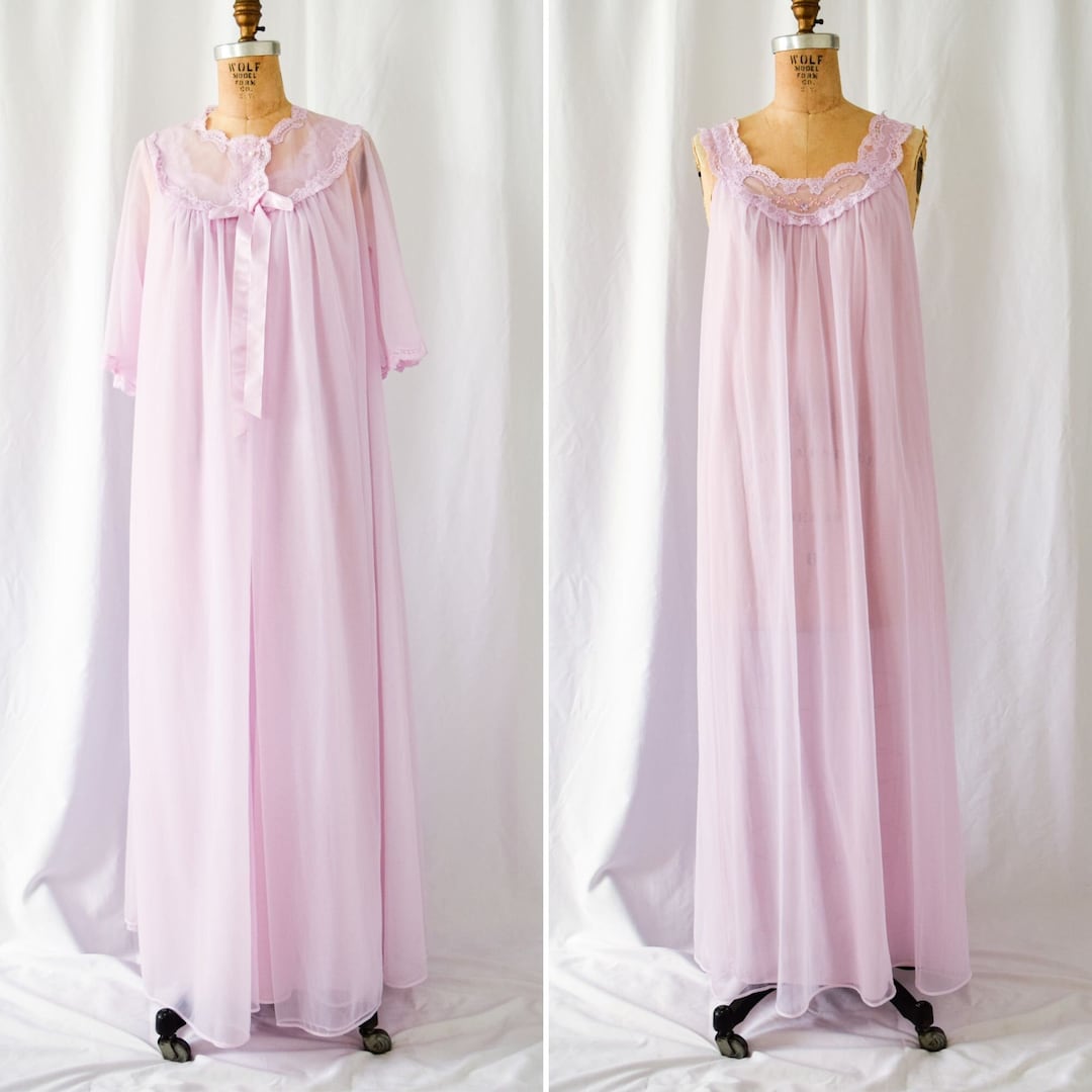 1960s Peignoir Set Shadowline Vintage 60s /70s Nightgown Robe Two Piece Set Lilac Lavender Nylon ...