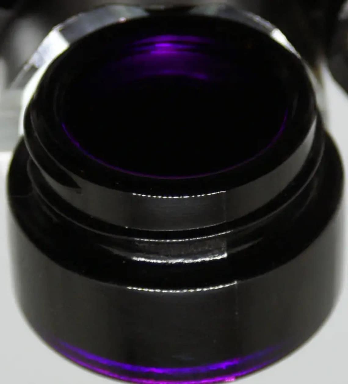 5ml Ultraviolet (UV) Glass Jars. Airtight Container. (not Childproof ...