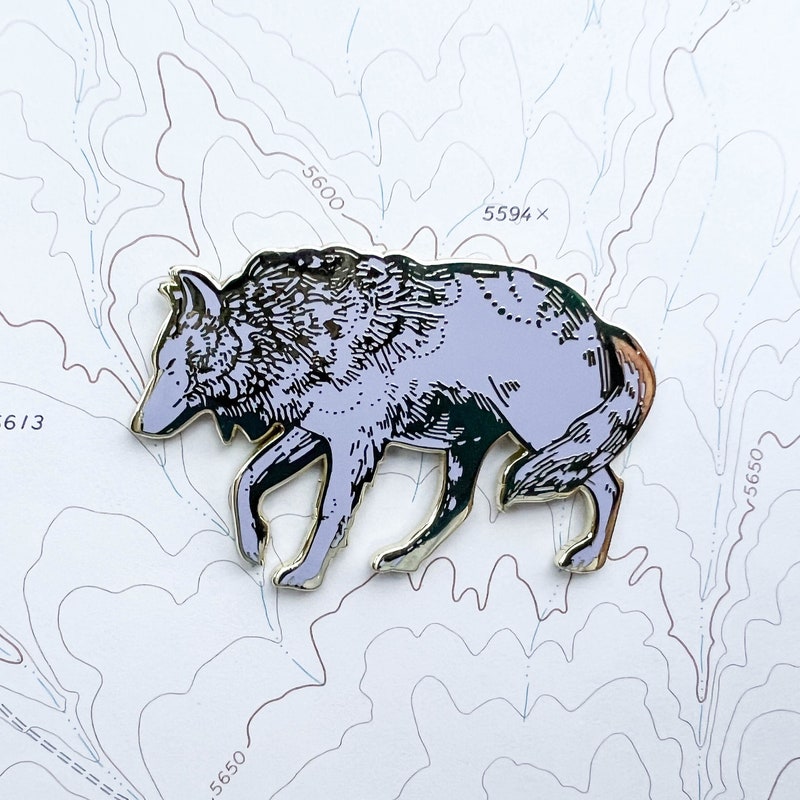 Wolf Enamel Pin - Etsy