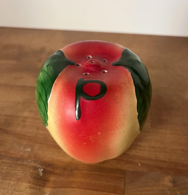 Vintage 1940’s Hull Blushing Apple Grease Jar W/ Salt & Pepper Shakers ...