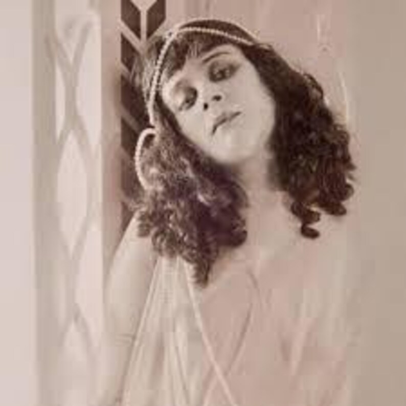 Theda Bara, Silent Film Actress, Oil Painting, Portrait, 1920's, - Etsy