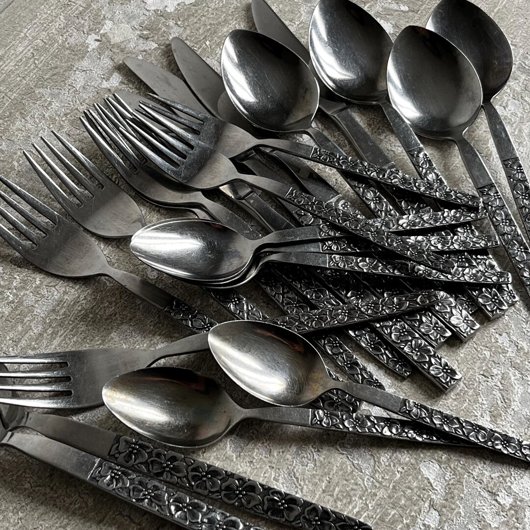 Rogers Flatware Mid Century With a Flower Pattern - Japan 1881 ...