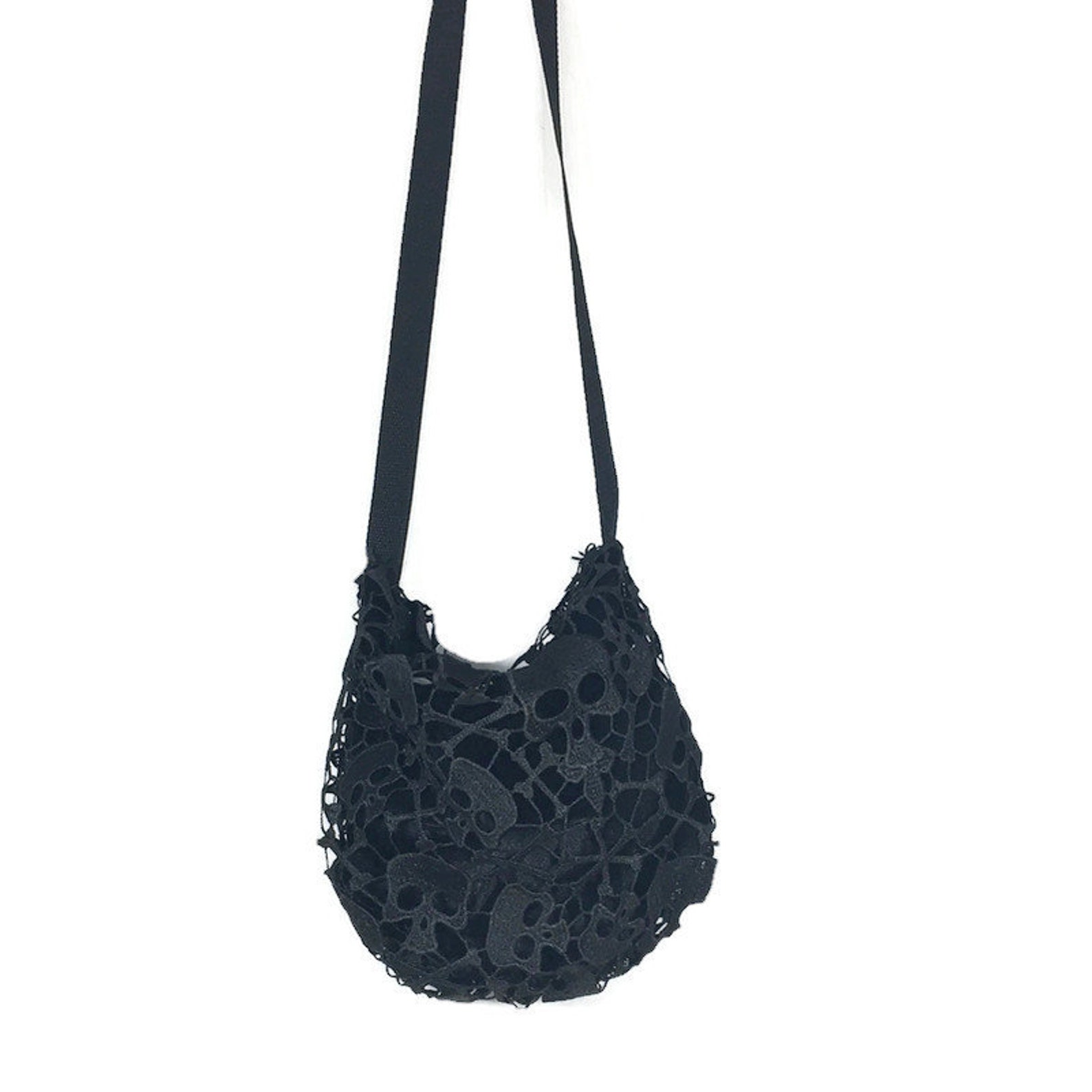 Goth Skull Hobo Bag Embroidered Skulls Black Velvet Goth Shoulder Bag ...