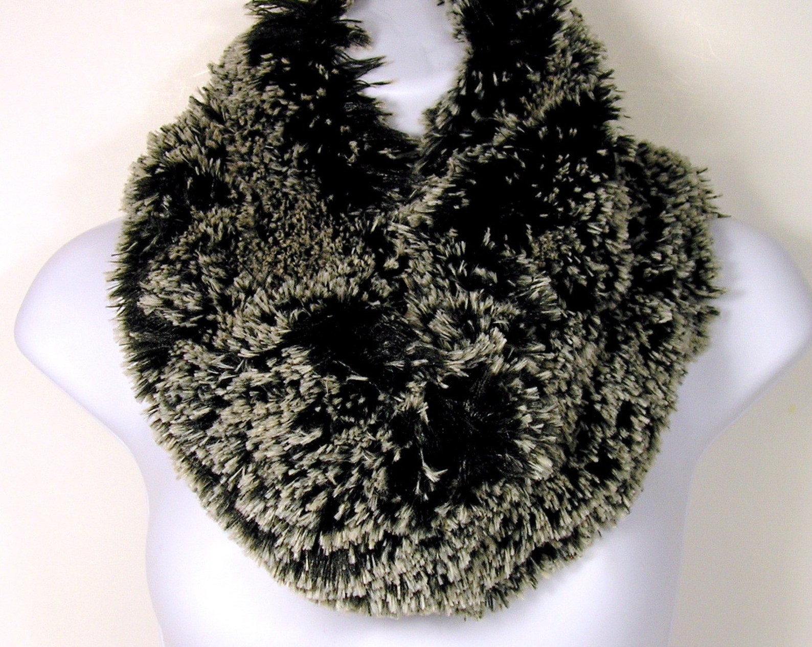 Faux Fur Cowl Faux Fur Scarves Black and White Faux Fur Circle | Etsy