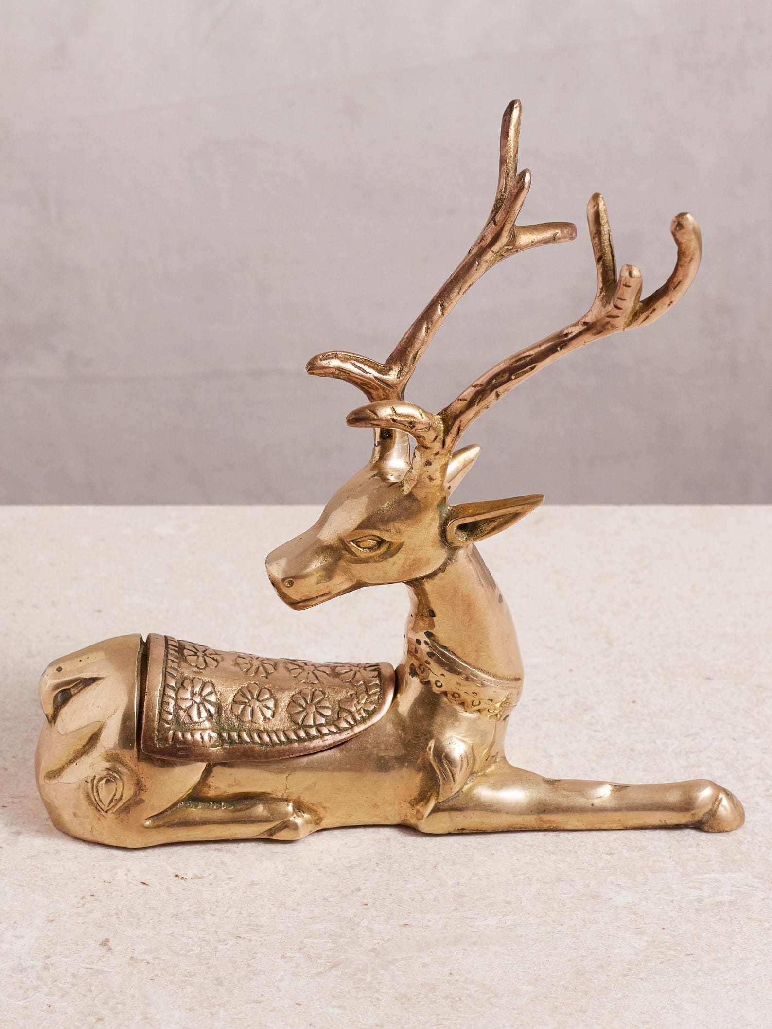 Vintage Brass Laying Deer Box / Solid Brass Deer / Ornate Brass Deer - Etsy