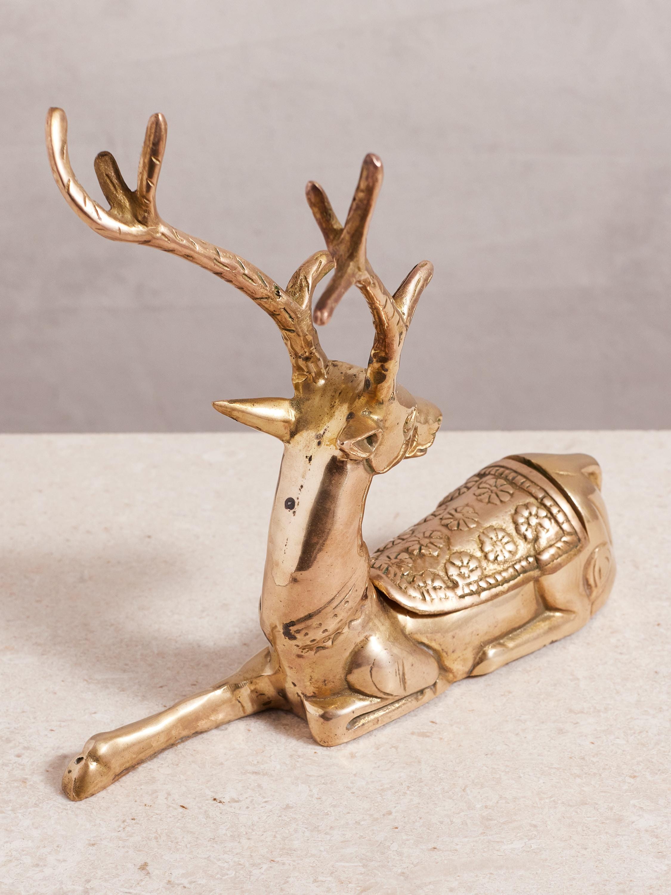Vintage Brass Laying Deer Box / Solid Brass Deer / Ornate Brass Deer - Etsy