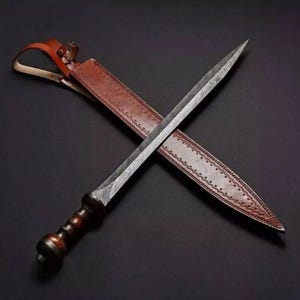 Handmade Damascus Steel Roman Spatha Sword: Rosewood Handle, Leather ...