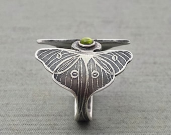 Luna Moth Ring - Etsy