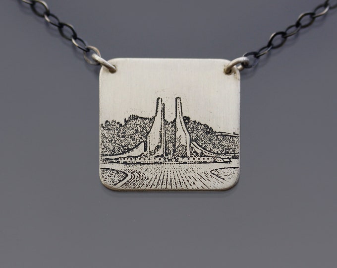 Sterling Silver Purdue University Engineering Fountain Necklace - Etsy