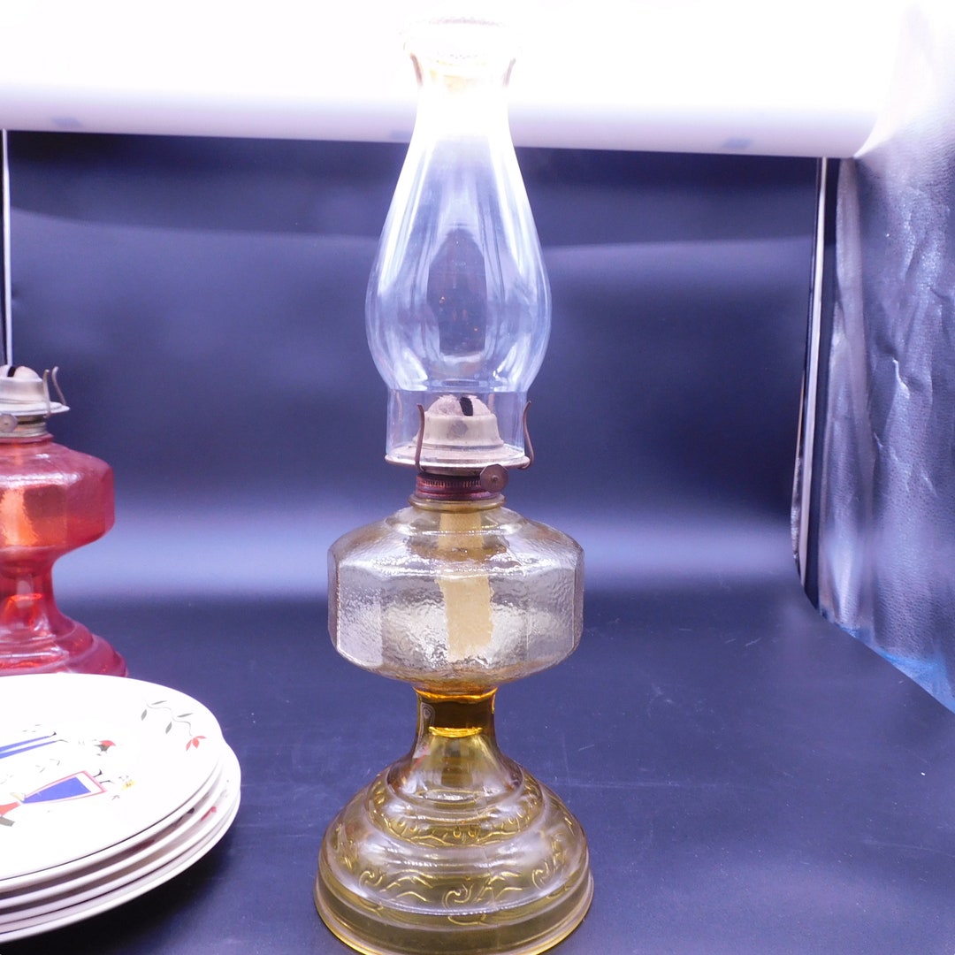 Vintage Oil Lamp, P & E Eagle Kerosene Oil Lamp, Yellow, WN19 - Etsy