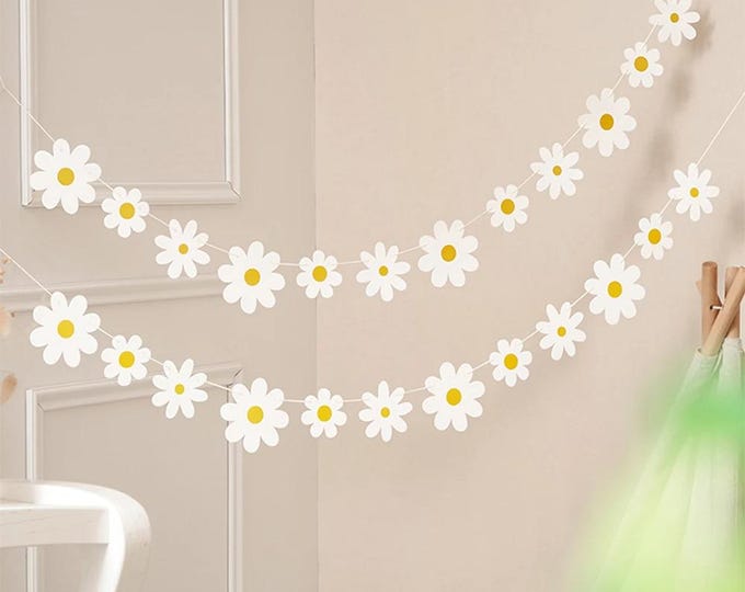 Daisy Banner Birthday Party, White Flower Garland, Daisy Flag Baby ...