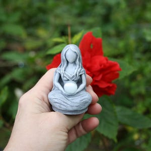Moon Goddess Statue - Goddess Selene Altar Goddess - Holding Genuine ...