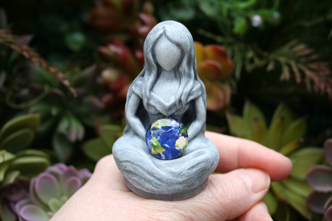 Earth Mother Goddess Statue - Mini Gaia Statue - Unique Mother Earth ...