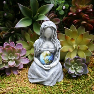 Earth Goddess Statue - Gaia Statue 4" Tall - Unique Mother Earth Altar ...