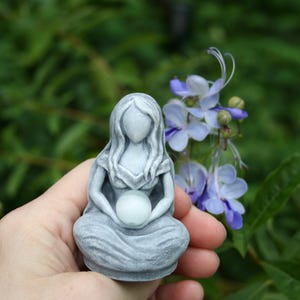 Moon Goddess Statue - Goddess Selene Altar Goddess - Holding Genuine ...