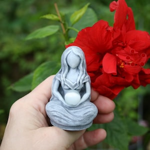 Moon Goddess Statue - Goddess Selene Altar Goddess - Holding Genuine ...