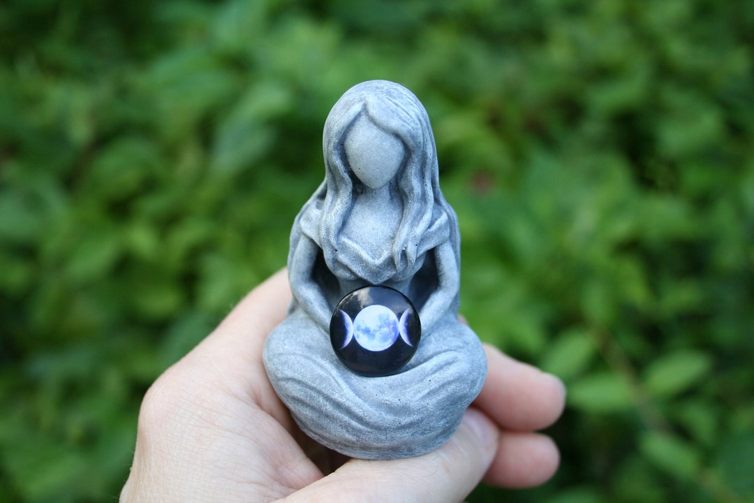 Triple Moon Goddess Figurine - Moon Goddess Statue - Hecate Statue ...