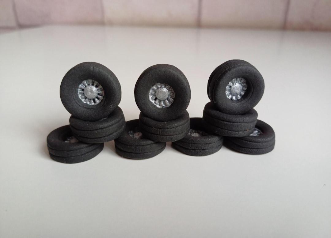Tyres Wheels Edible Fondant Cake Toppers - Etsy UK