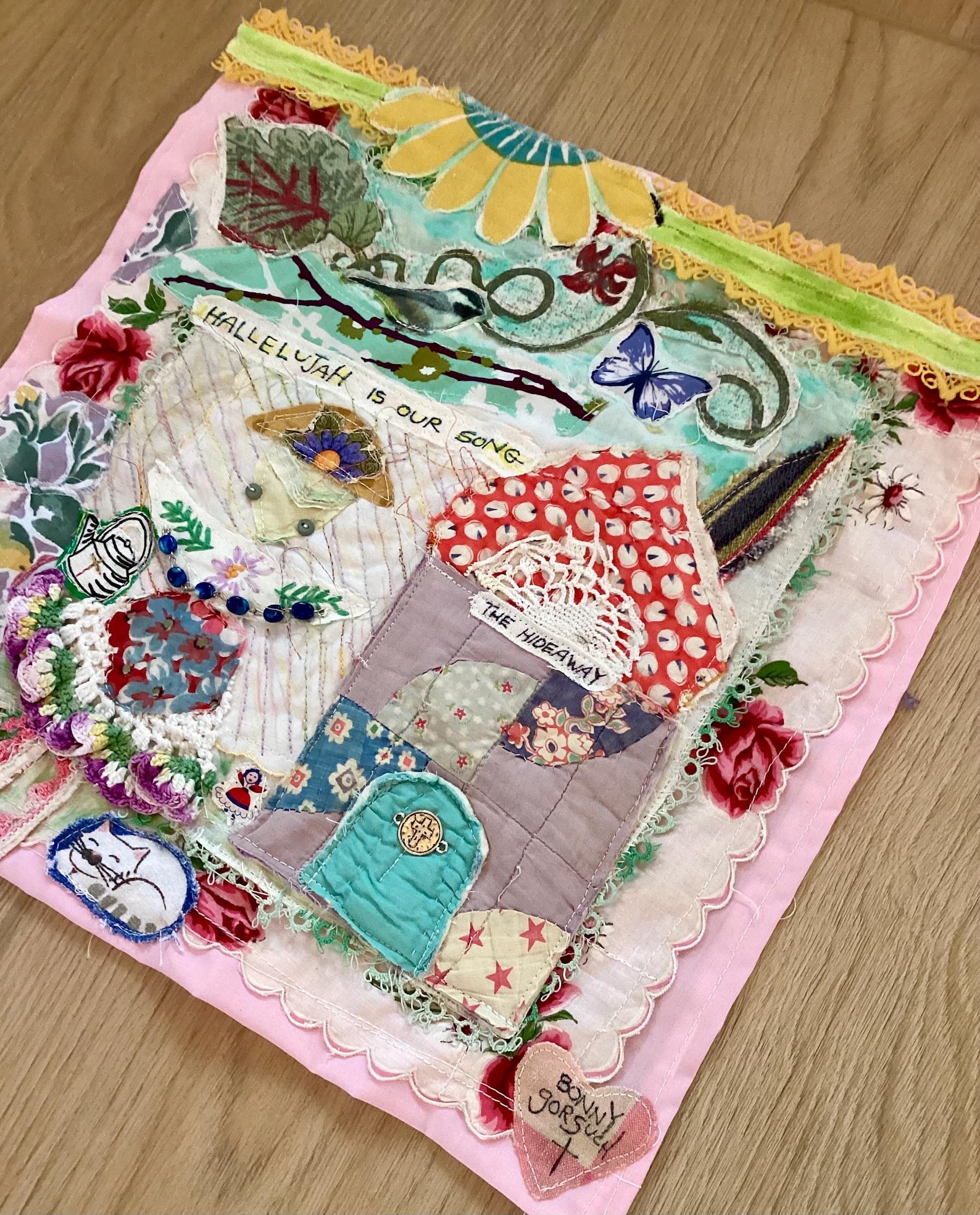 HALLELUJAH SONG Hanky Folk Art: Fabric Collage of Vintage Materials ...