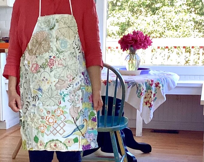 Huge Lot APRON VINTAGE LINENS * Antique Crochet Embroidery Textiles ...