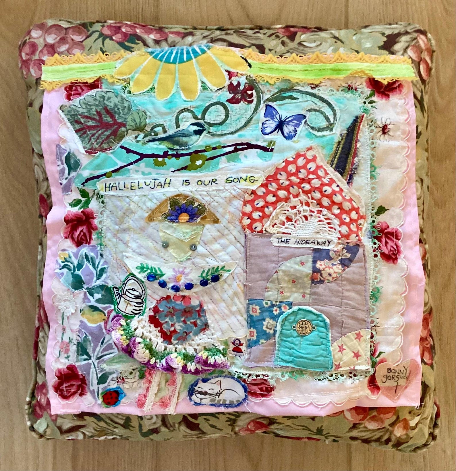 HALLELUJAH SONG Hanky Folk Art: Fabric Collage of Vintage Materials ...