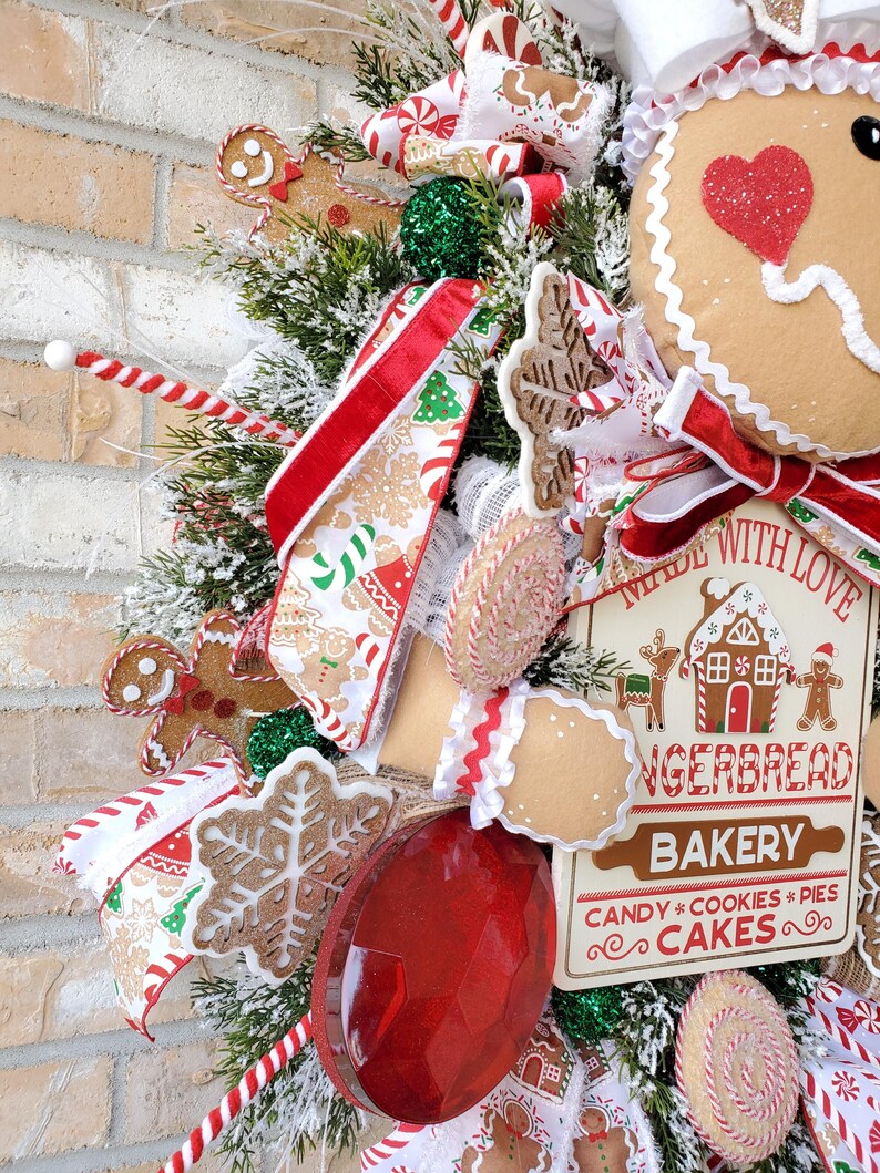 Gingerbread Bakery Christmas Wreath: Holiday Candy Cane Door Decor - Etsy