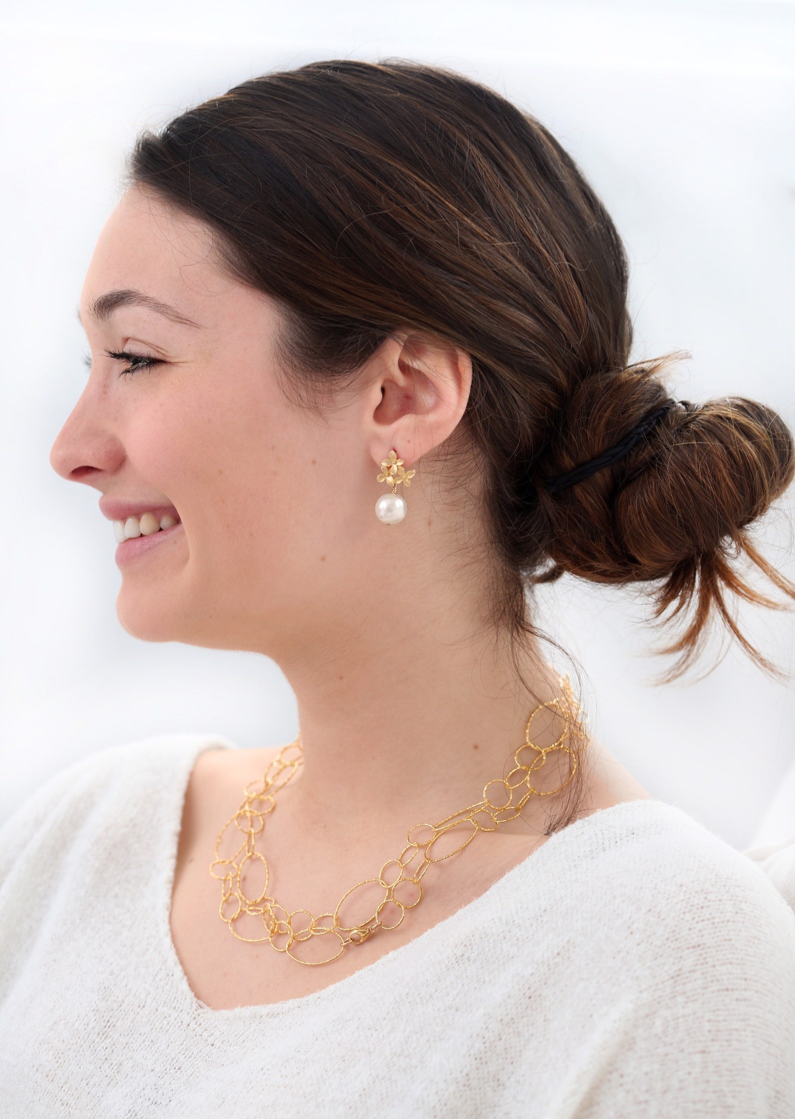 Three Petal Pearl EarringsClassic Pearl Earrings Freshwater | Etsy