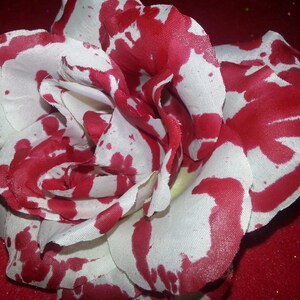 Bloodsplatter Blood Rose Rose Barrette Blood Splatter - Etsy