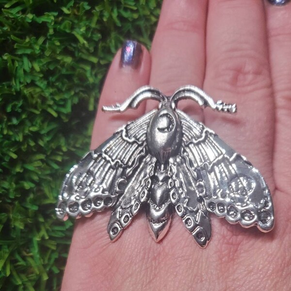 Moth Ring - Etsy
