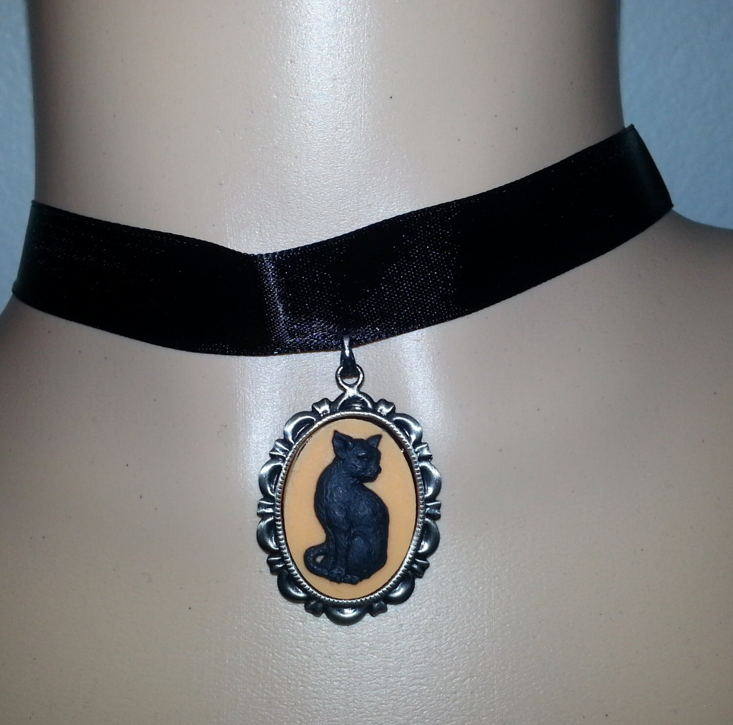Cat Cat Necklace Cat Cameo Cat Jewelry Ready to Ship | Etsy