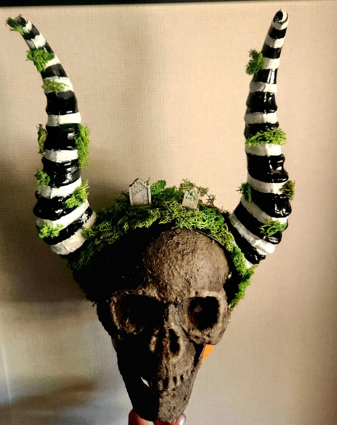 Horror Horns, Striped Horns, Graveyard Horns, RIP Horns, Gothic Horns ...