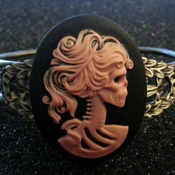 Skull Cameo - Etsy
