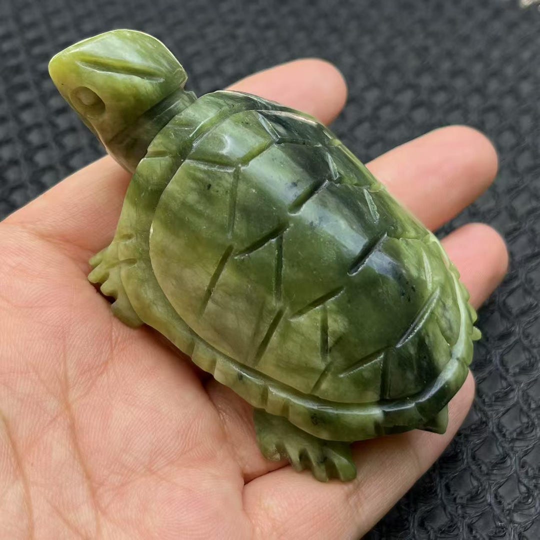 Natural Green Jade Stone Sea Turtle Statue，crystal Hand-carved Quartz ...