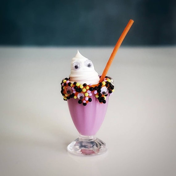 ONE 1:6 Scale Miniature Milkshake for Halloween Berry Scary - Etsy