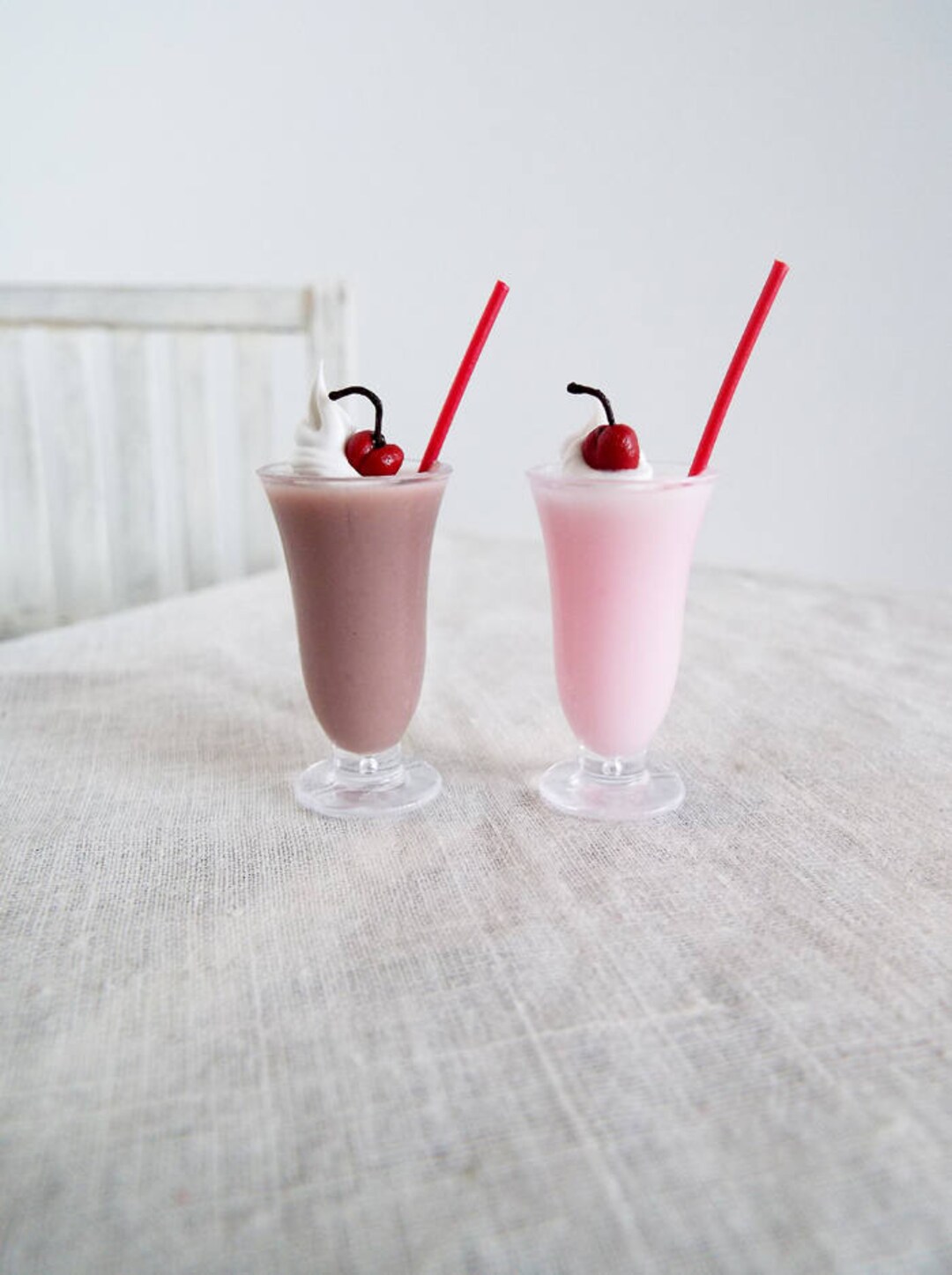 ONE 1:6 Scale Miniature MILKSHAKE Strawberry OR Chocolate With Whipped ...