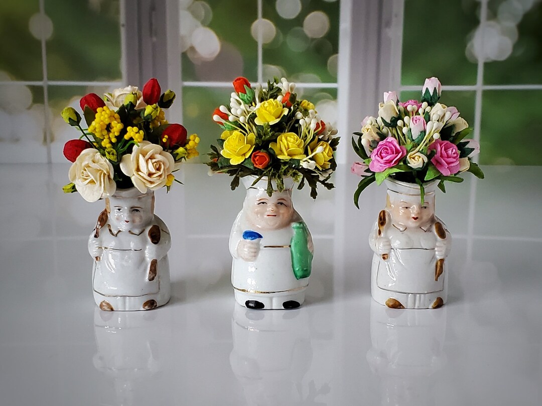 ONE Miniature Flower Bouquet CHOOSE Color in Vintage Ceramic CHEF ...