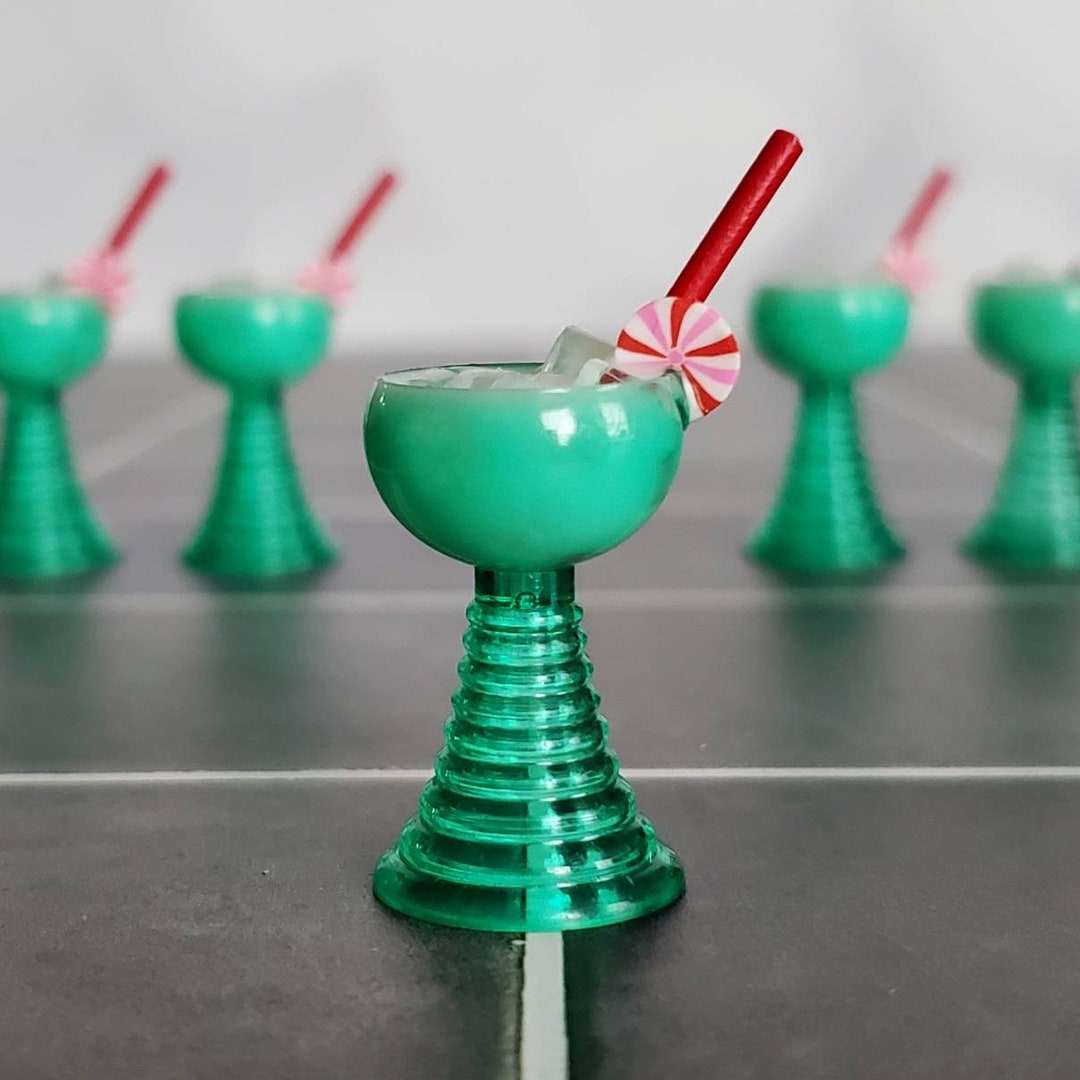 Miniature Christmas Cocktail - 1:6 Scale Holiday Drink With Peppermint ...