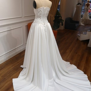 Drop Basque Waist Wedding Dress Scoop Neck Beaded Bodice Silk Corset ...