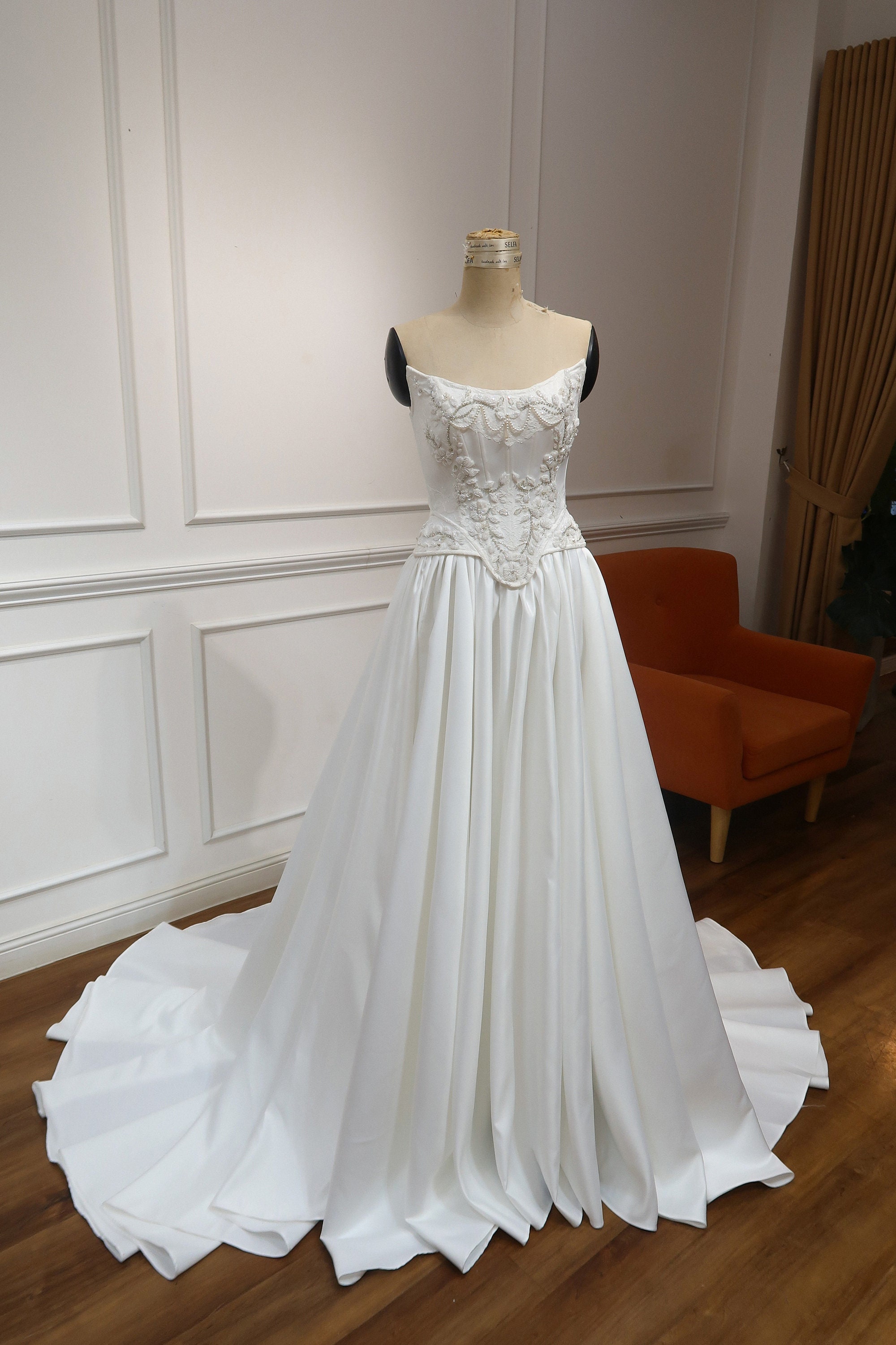 Drop Basque Waist Wedding Dress Scoop Neck Beaded Bodice Silk Corset ...