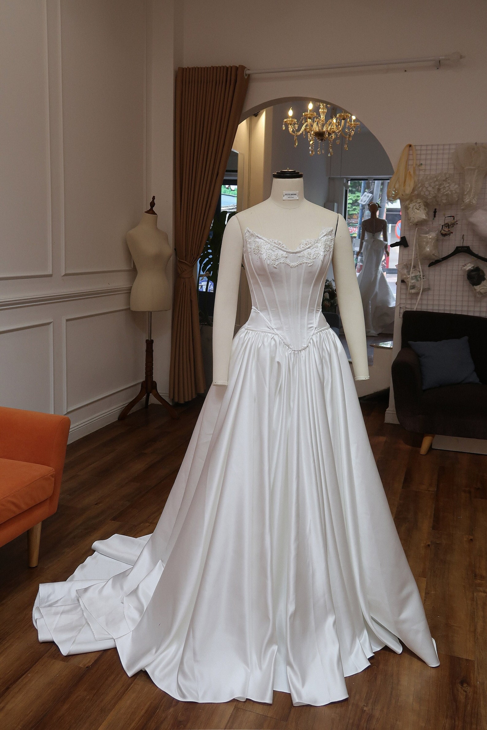 Vintage Corset Silk Wedding Dress With Basque Waistline & Detachable ...