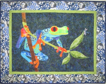 Frog quilt pattern | Etsy