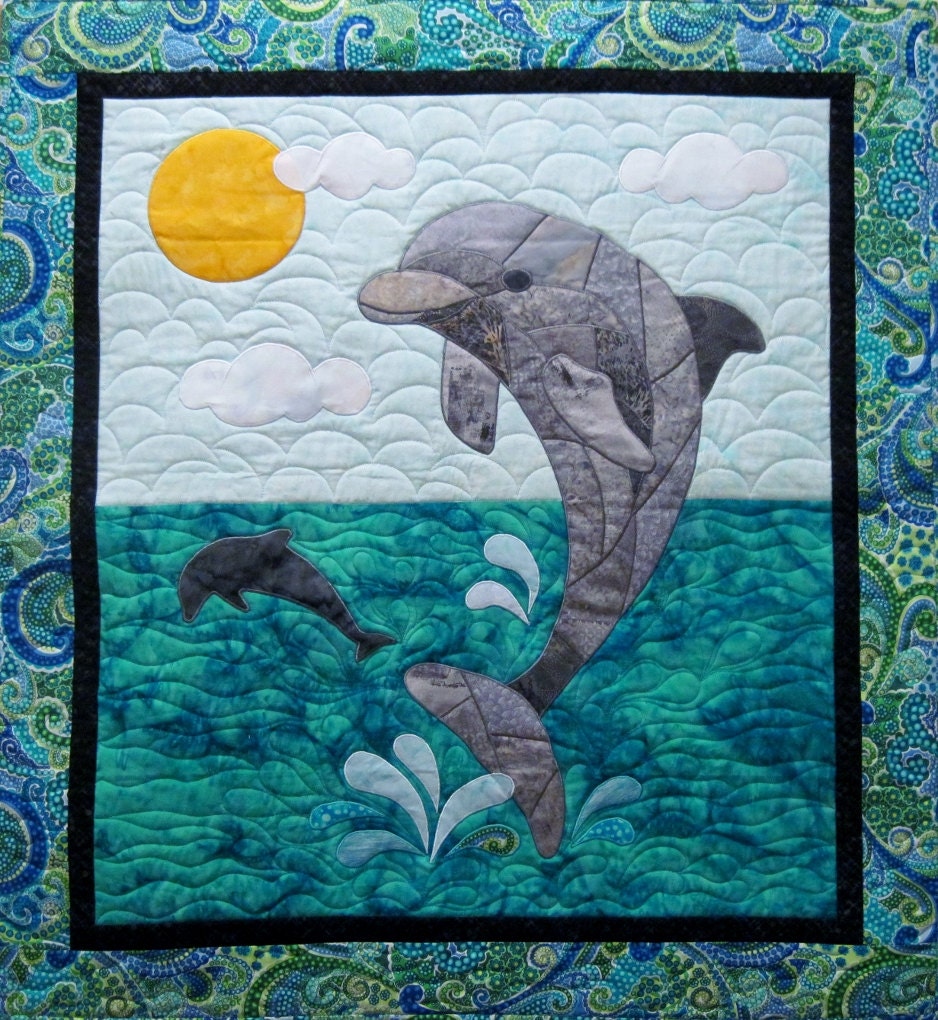 Splash the Dolphin Quilt Wallhanging Pattern | Etsy