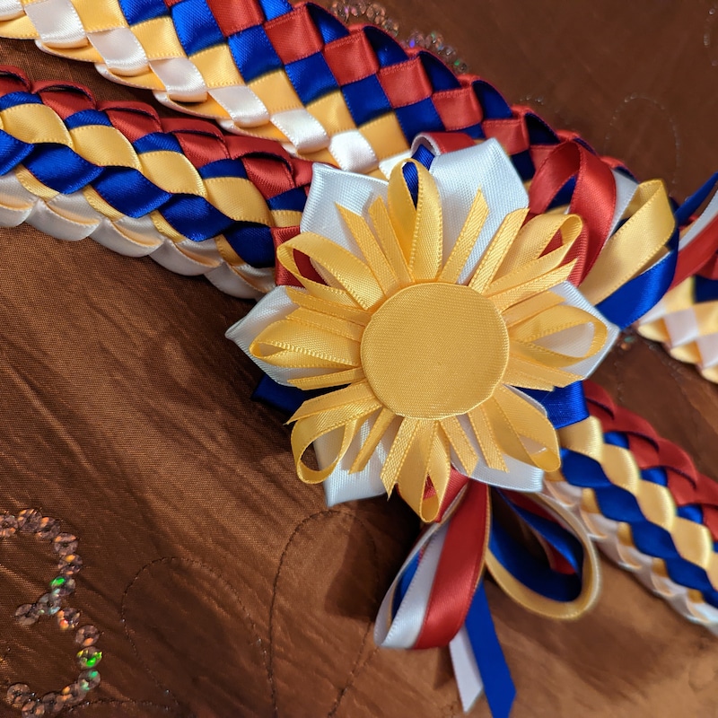 Ribbon Lei - Etsy